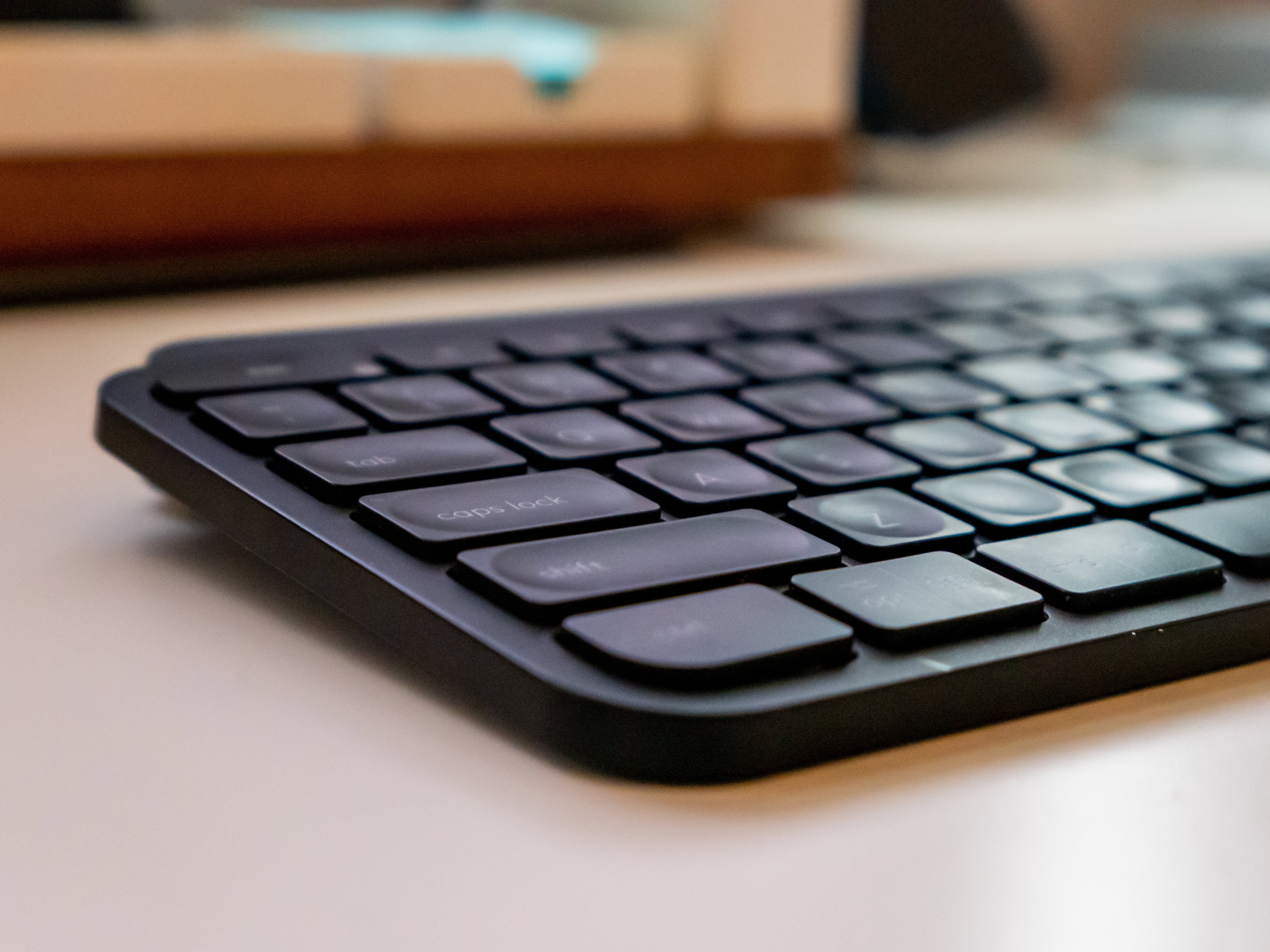 Keyboard on Desk - Free Stock Photo | FOCA Stock